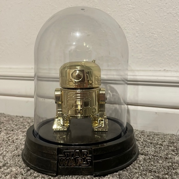 Toys | Funko Pop Star Wars Gold R2d2 Collectors Edition | Poshmark